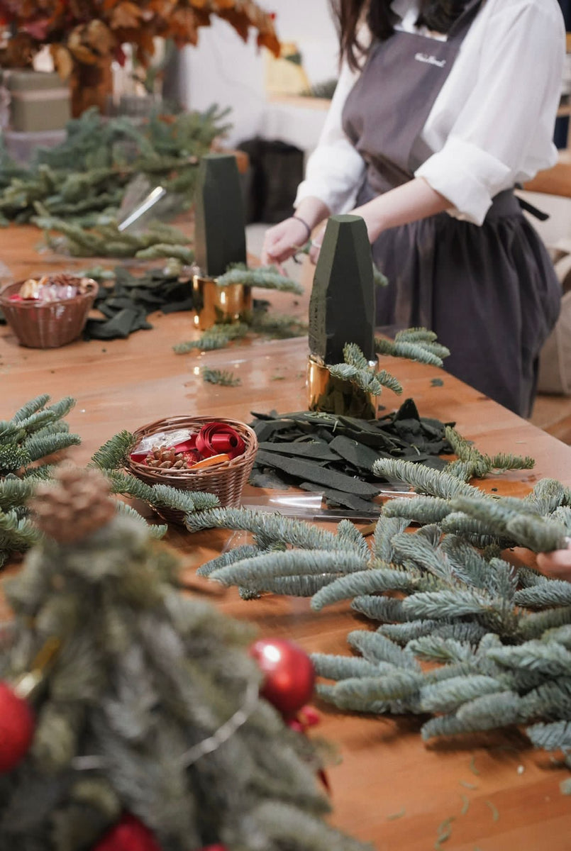 Mini Christmas tree workshop – Wen’s Floral Studio