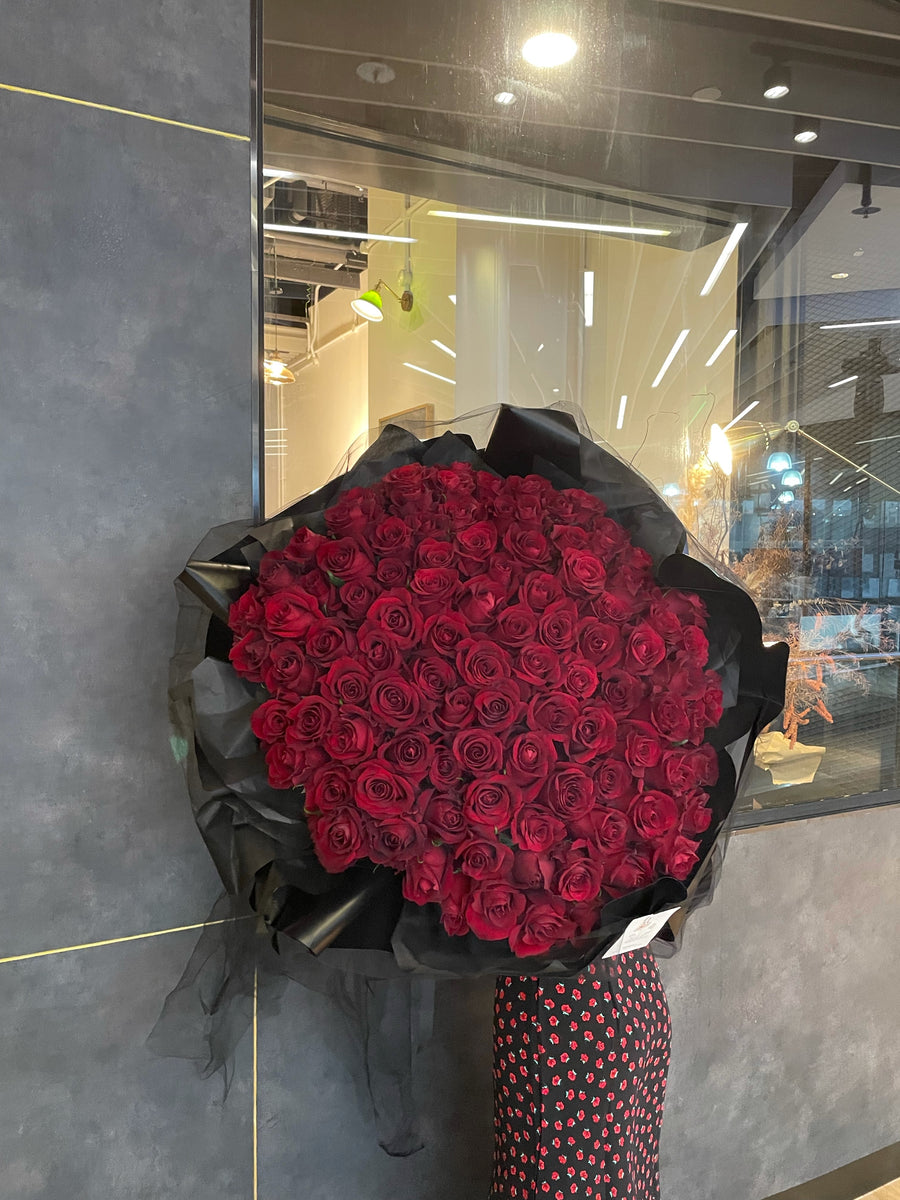 99 Roses Bouquet Delivery in Singapore – Wen’s Floral Studio